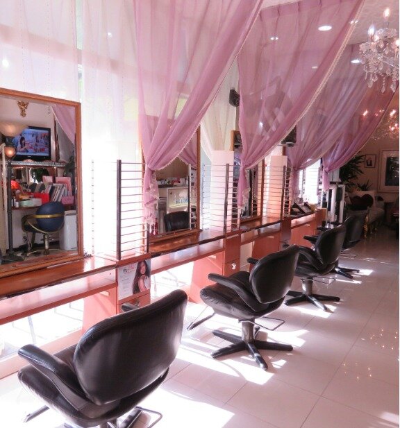 COCOlarココ.リップグラマーマニアティスパリ 完全週休2日.全て最低保証給料スタイリストJr24万円～.スタイリスト26万円 ...